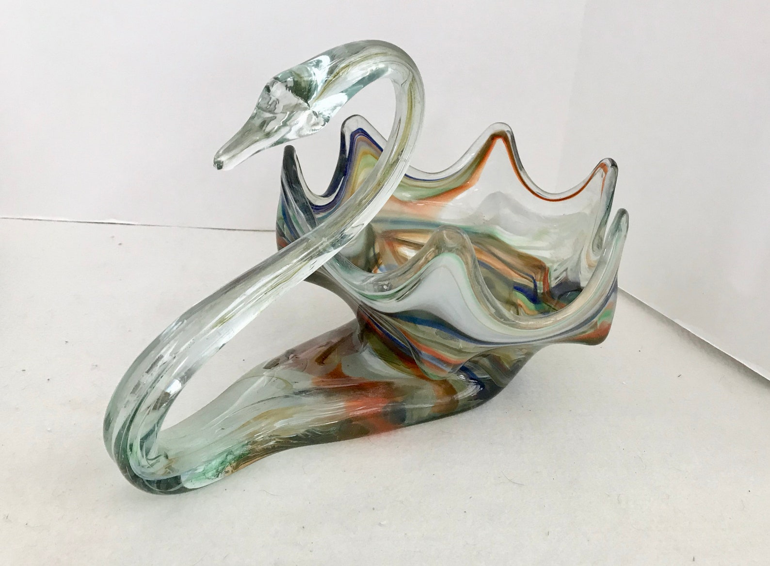 Sooner/ozark Blown Art Glass Swirl Cornucopia/centerpiece Swan Bowl - Etsy