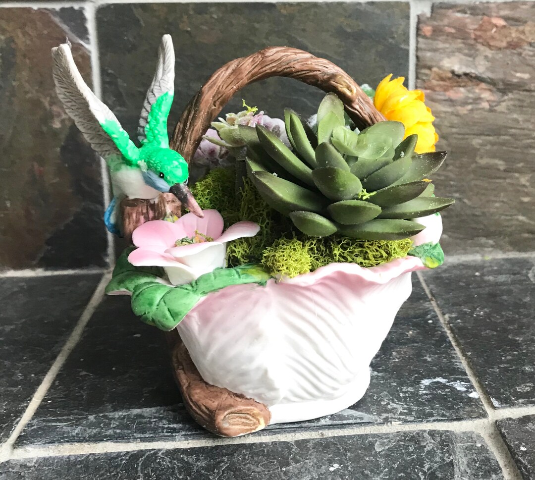 Cermaic Humming Bird Basket Planter With Artificial Green Grass ...