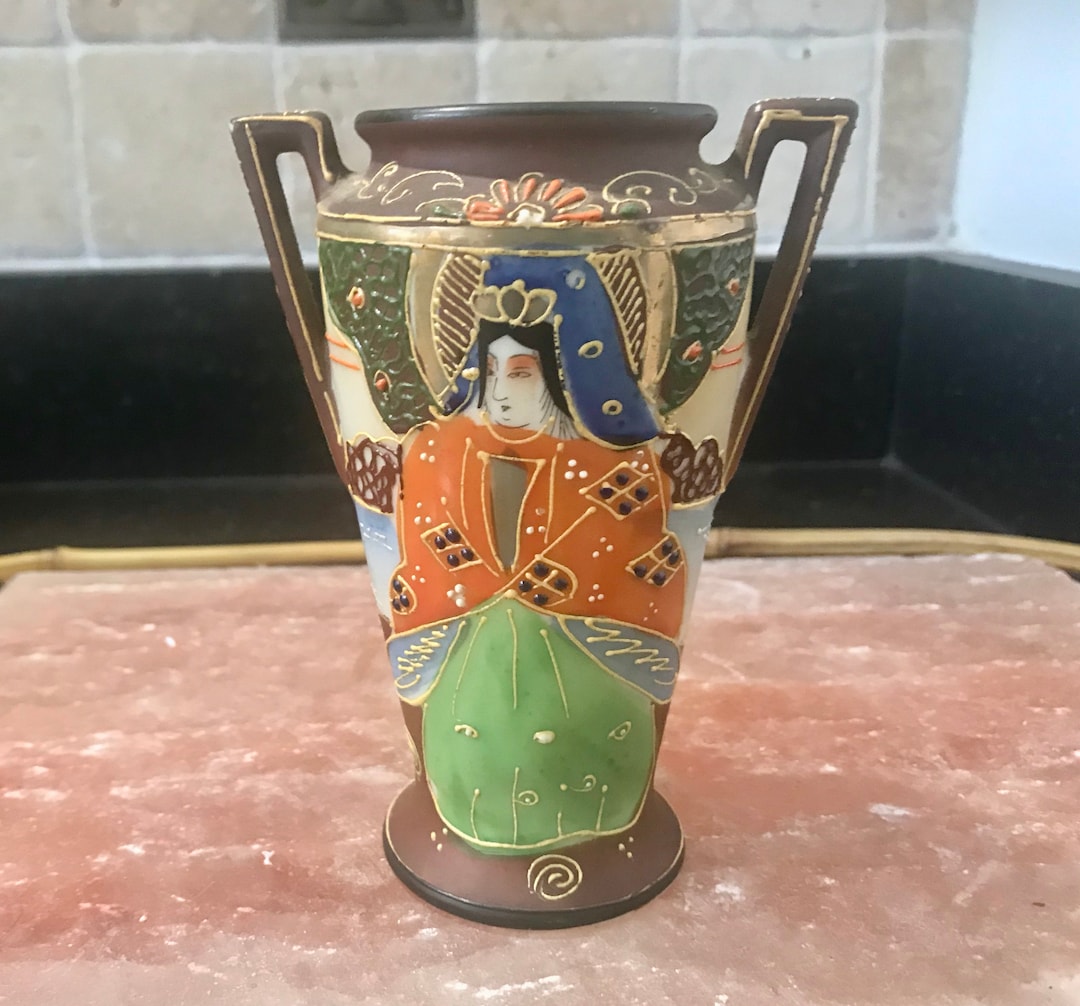 Vintage Japanese Satsuma Moriage 5" Geisha Portrait Vase - Etsy
