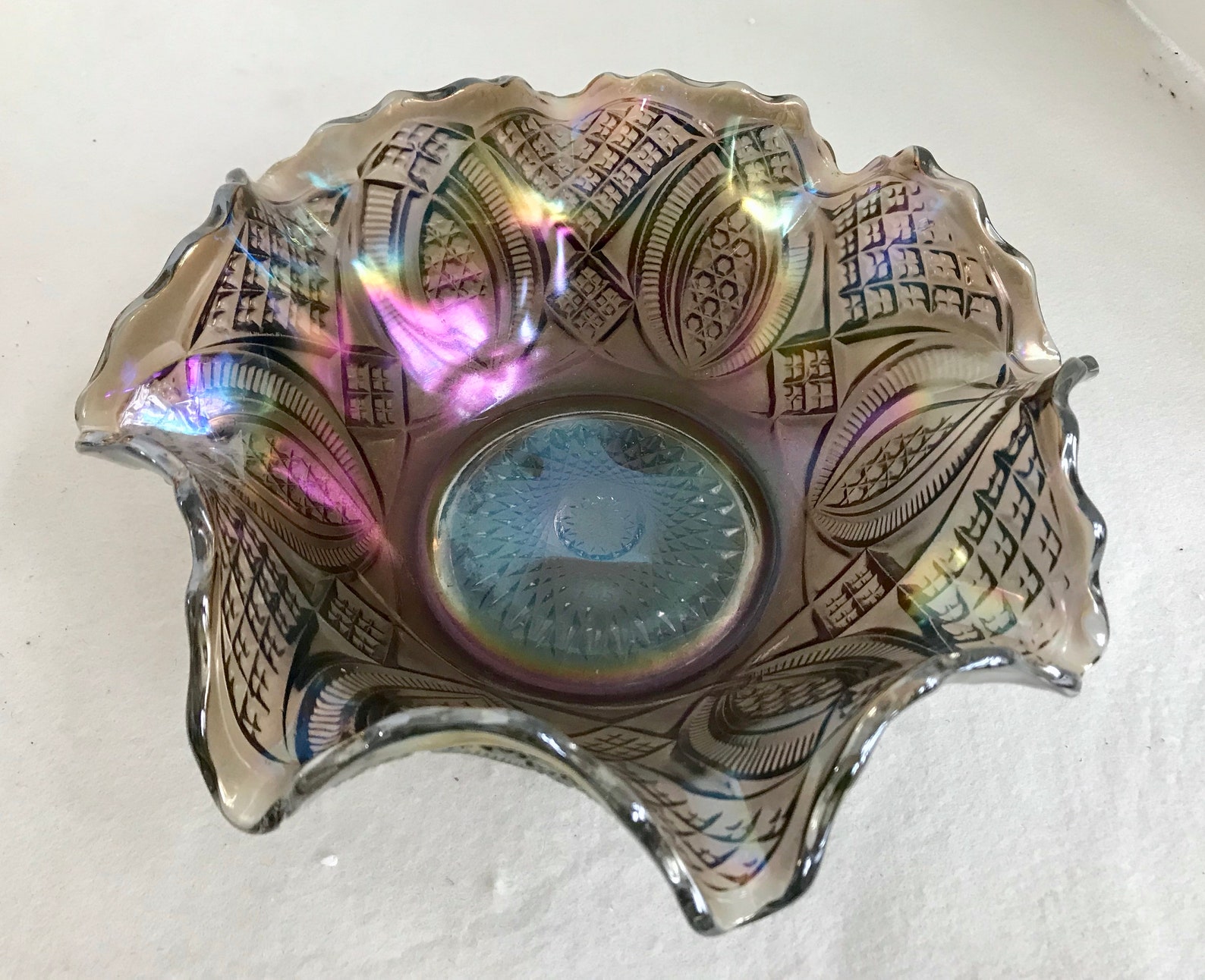 Imperial Glass Smoke Diamond Ring Ruffled 9 1/4 Carnival | Etsy