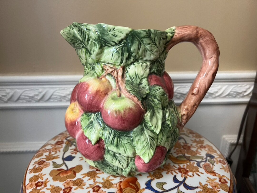 Vintage World Bazaar Majolica Pottery Apples 3d Design 64 Oz Pitcher - Etsy