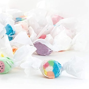 Maine Salt Water Taffy: Assorted Flavors, Made in Boothbay Harbor ...