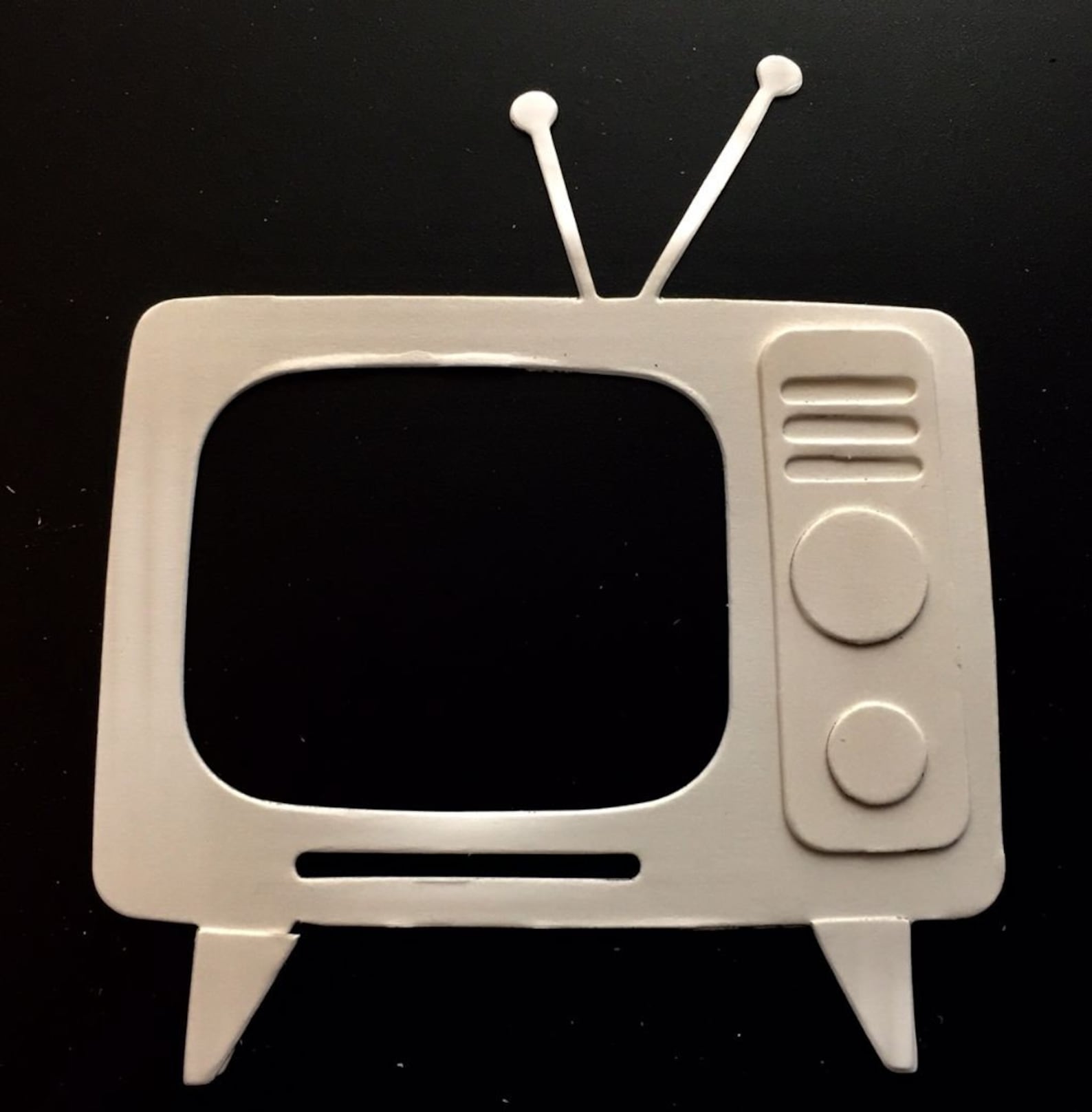 Tim Holtz Die Cuts * Retro TV * Ten Sets * White Cardstock * Console ...