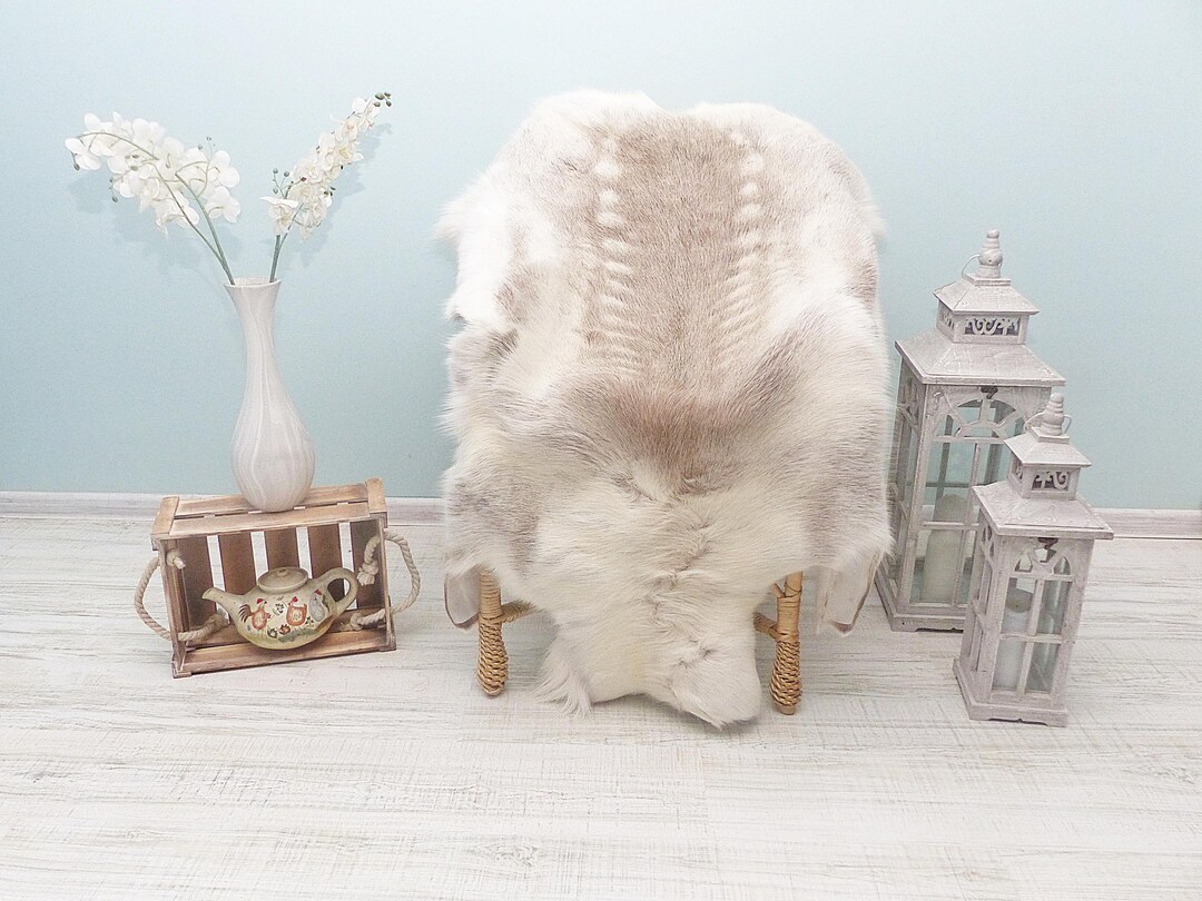 Real A-grade Caribou Reindeer Throw Rug Housewarming Present Fur Carpet ...