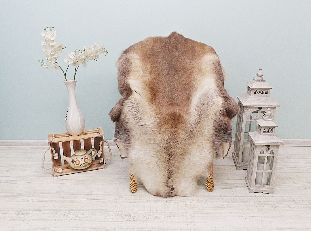 Real A-grade Caribou Reindeer Throw Rug Housewarming Present Fur Carpet ...