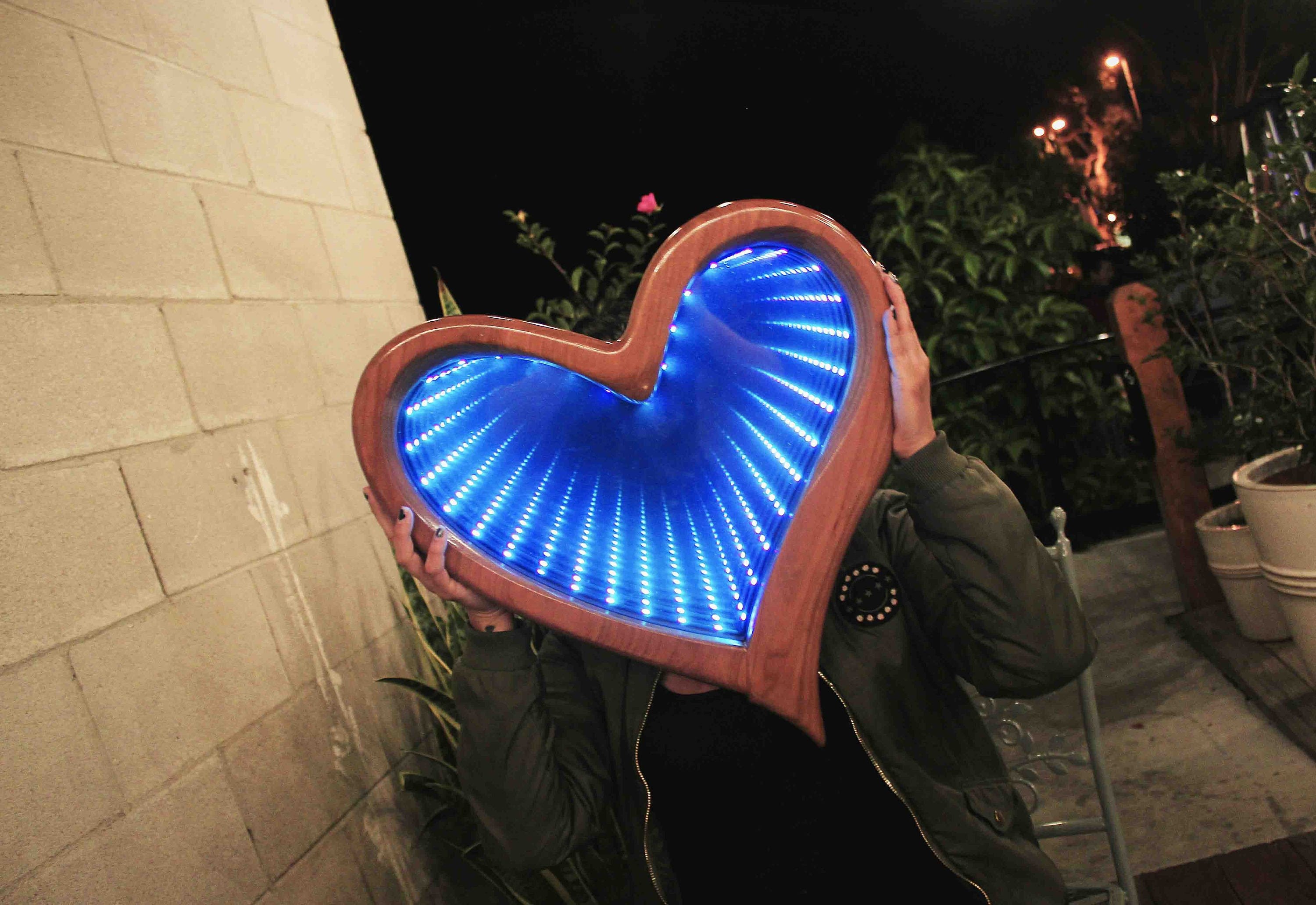 Infinity Mirror Heart Whole Lotta Love - Etsy Canada