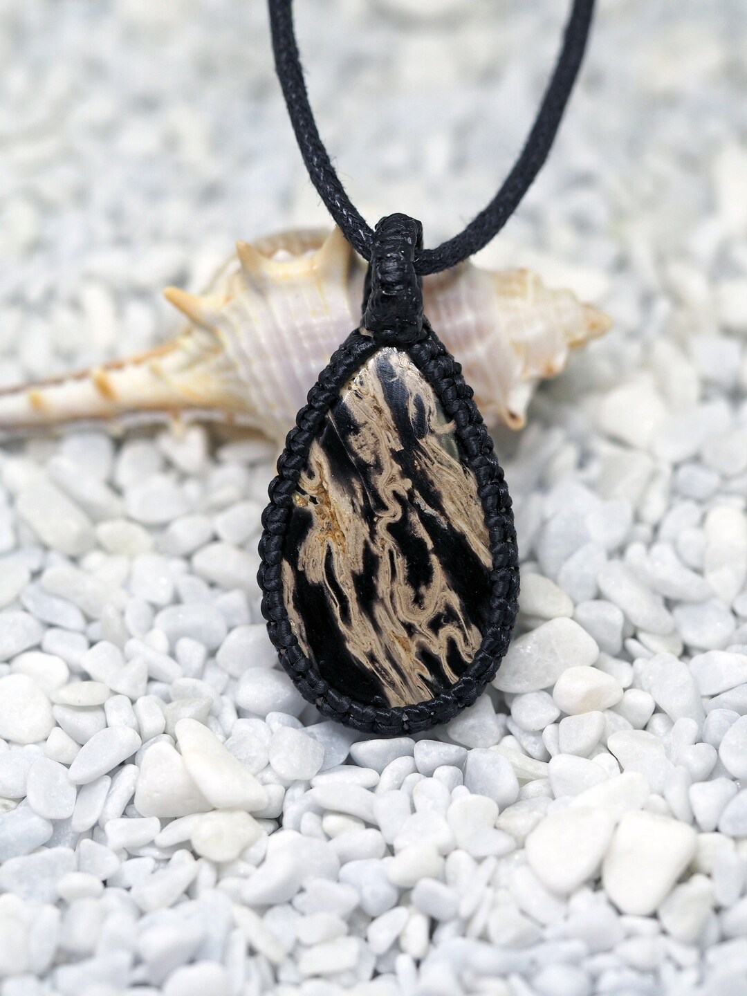 Full Patterned Indonesian Palm Root Pendant - Etsy