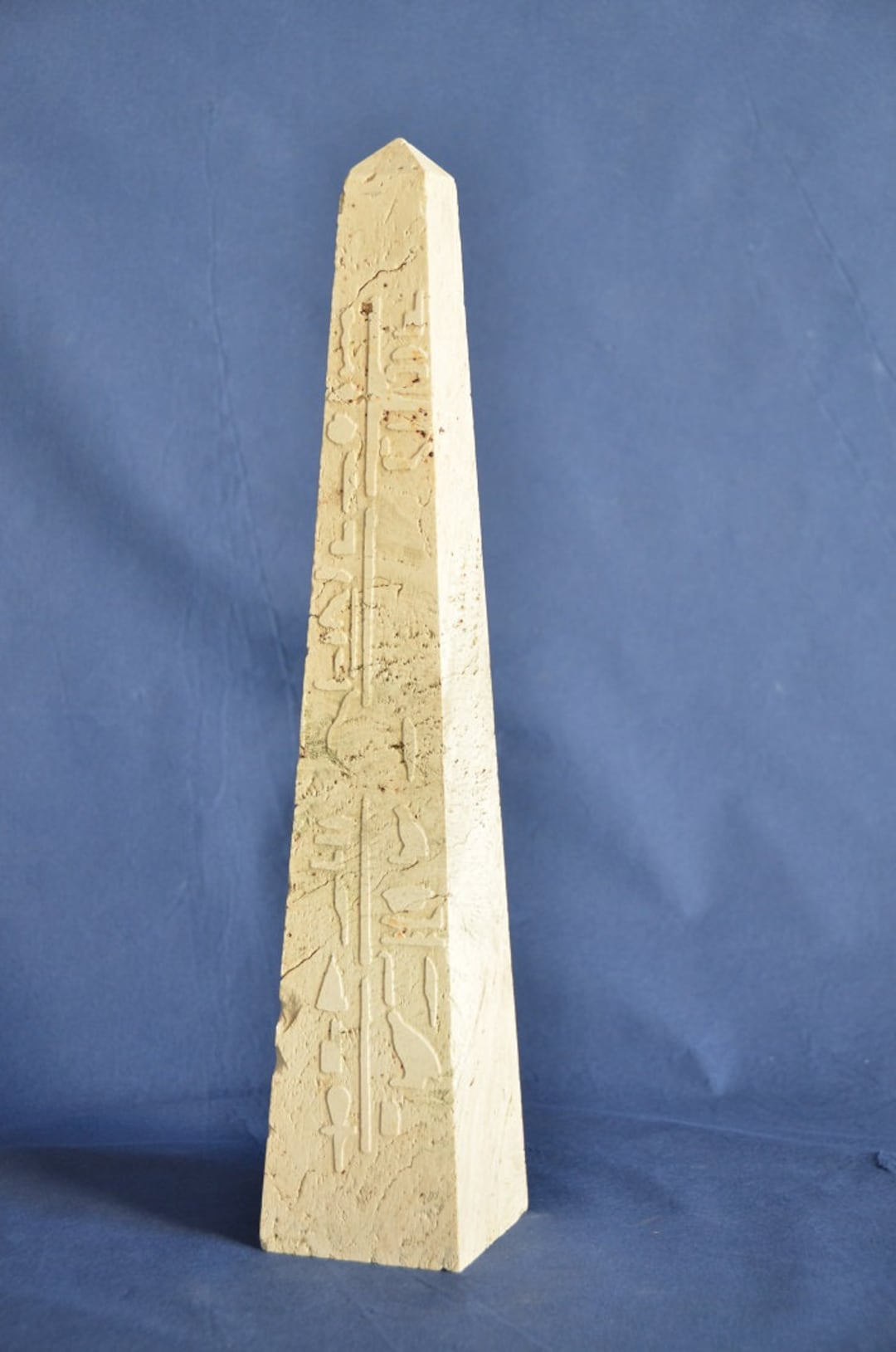 Obélisque égyptien en marbre travertin léger - Etsy France