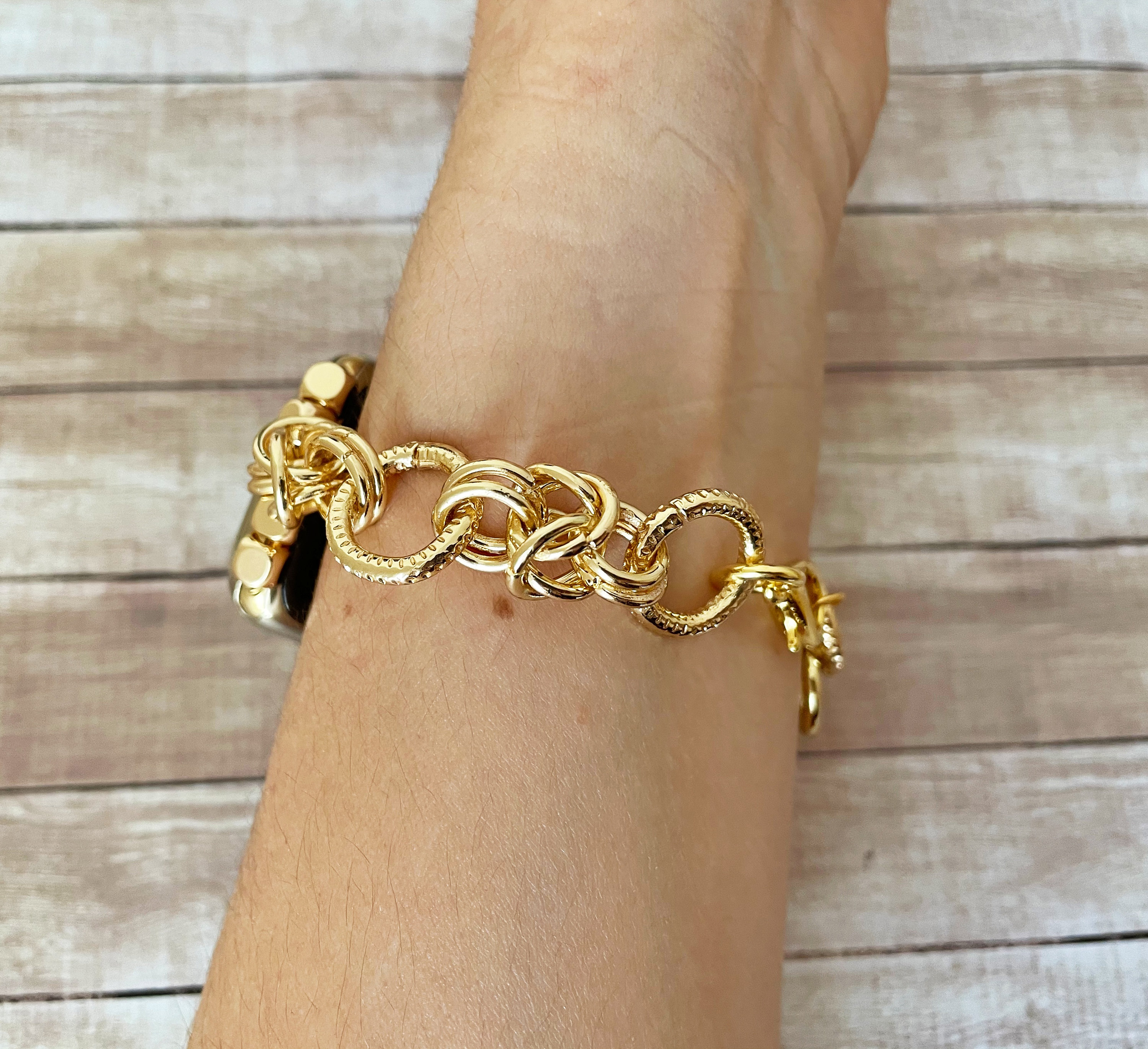 Gold Twisted Chain Apple Iwatch Bracelet Fashion Gold Iwatch | Etsy