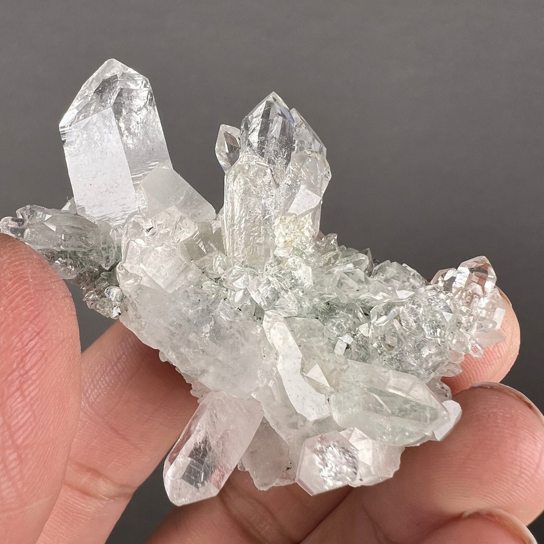 Beautiful Piece! Himalayan Clear Quartz With Green Chlorite From Indian ...