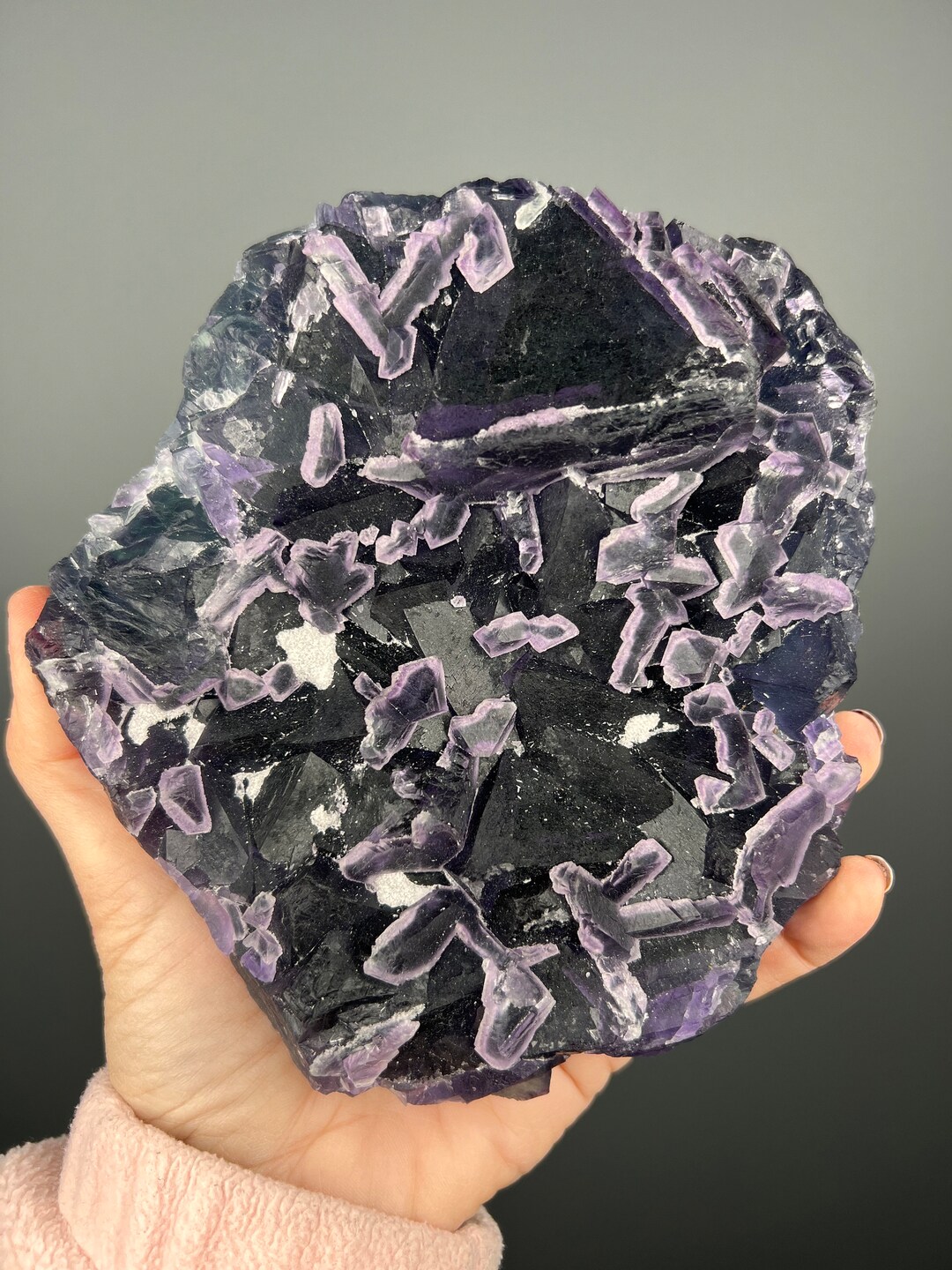 Amazing Color and Amazing Crystal Pattern Bi-color Fluorite Crystal ...