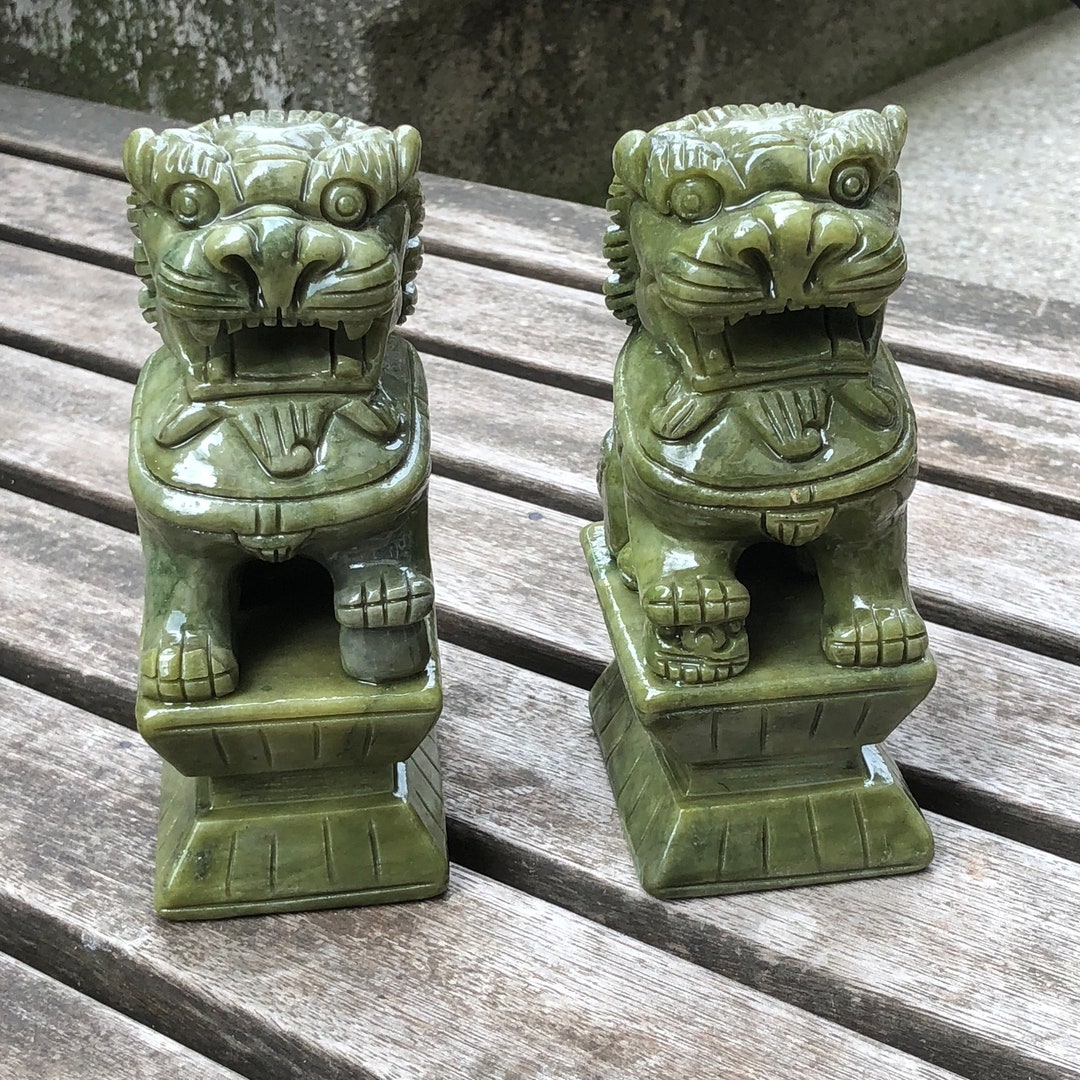 Green Jade Fu Dog (foo Dog) Guardian Gemstone Huge Carving Sculpture ...
