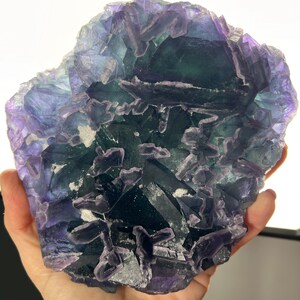Amazing Color and Amazing Crystal Pattern ! Bi-color Fluorite Crystal ...