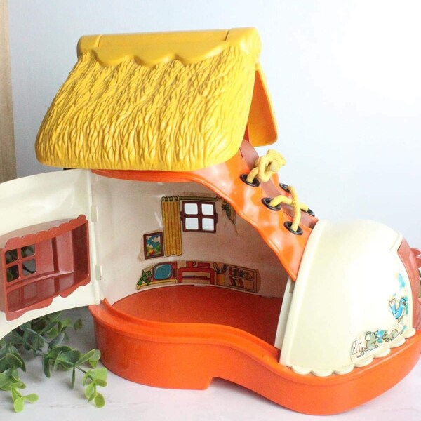 Boot House - Etsy UK