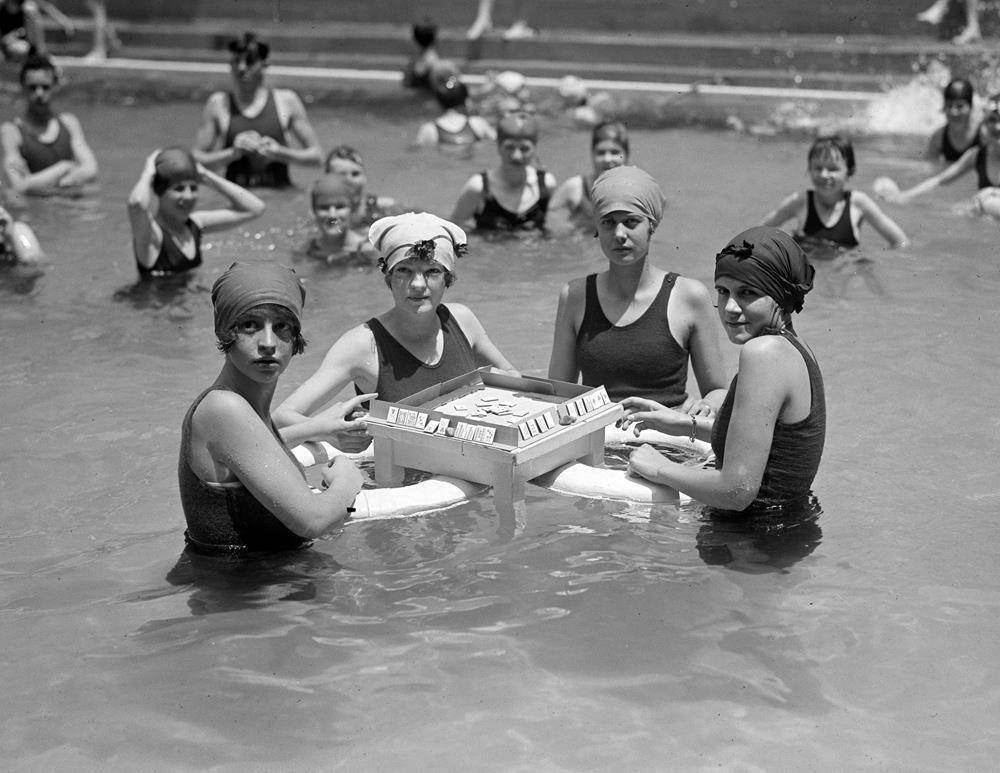 1924 Playing Mah-jong in the Pool Vintage Photograph Instant - Etsy