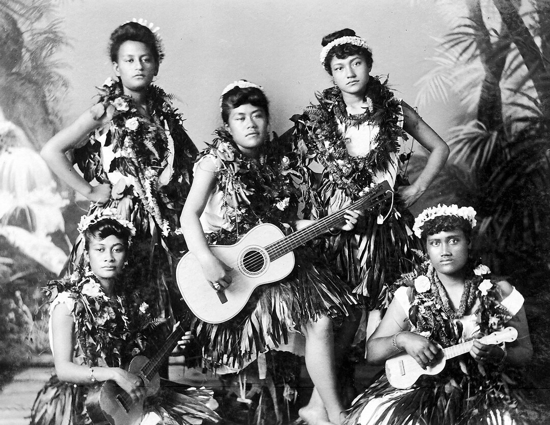 1907-1915 Hawaiian Female Musicians & Dancers Vintage Old Photo 8.5" X ...