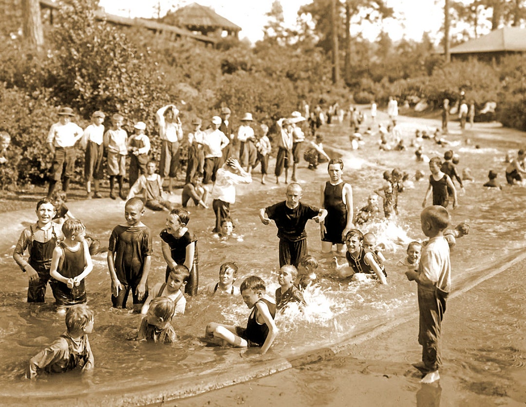 Vintage Spokane Photo: Liberty Park Wading Pool Art Print (8.5" X 11 ...