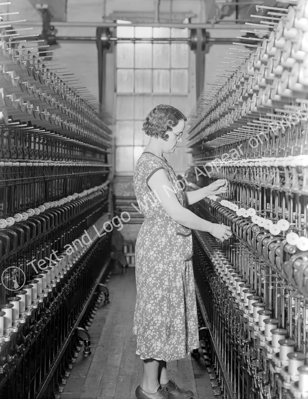 1937 Silk Worker, William Skinner & Sons, Holyoke, MA Vintage Old Photo ...