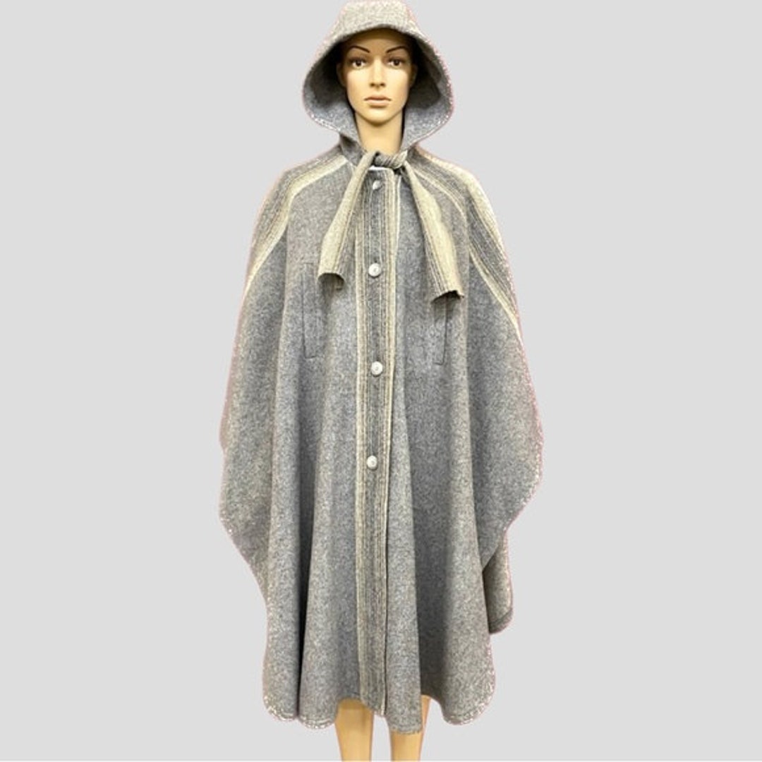 Vintage 1970's/80's Motherhood Maternity Shops Hooded Wool Cloak/cape ...