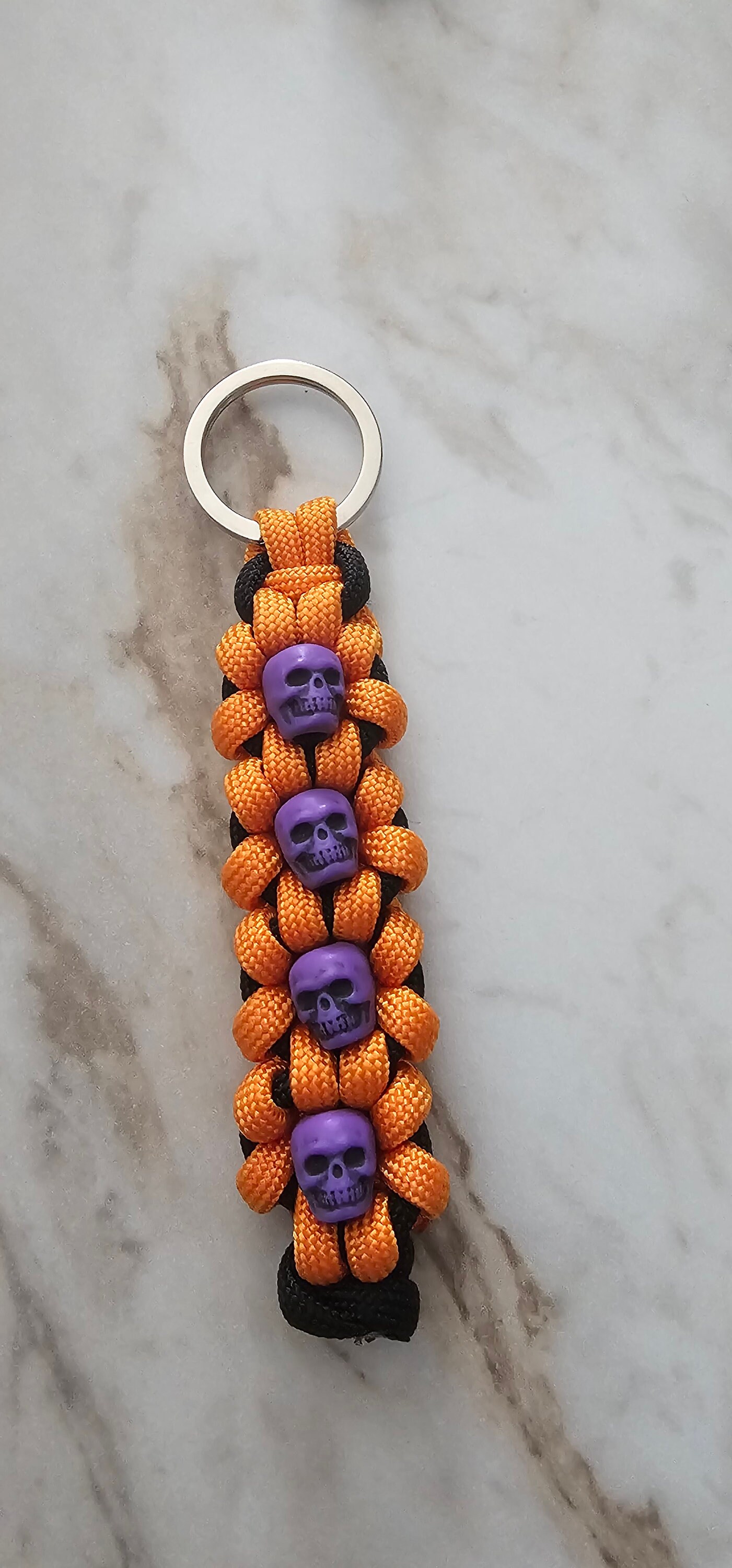 Handmade Paracord Skull Daisy Keychain - Etsy
