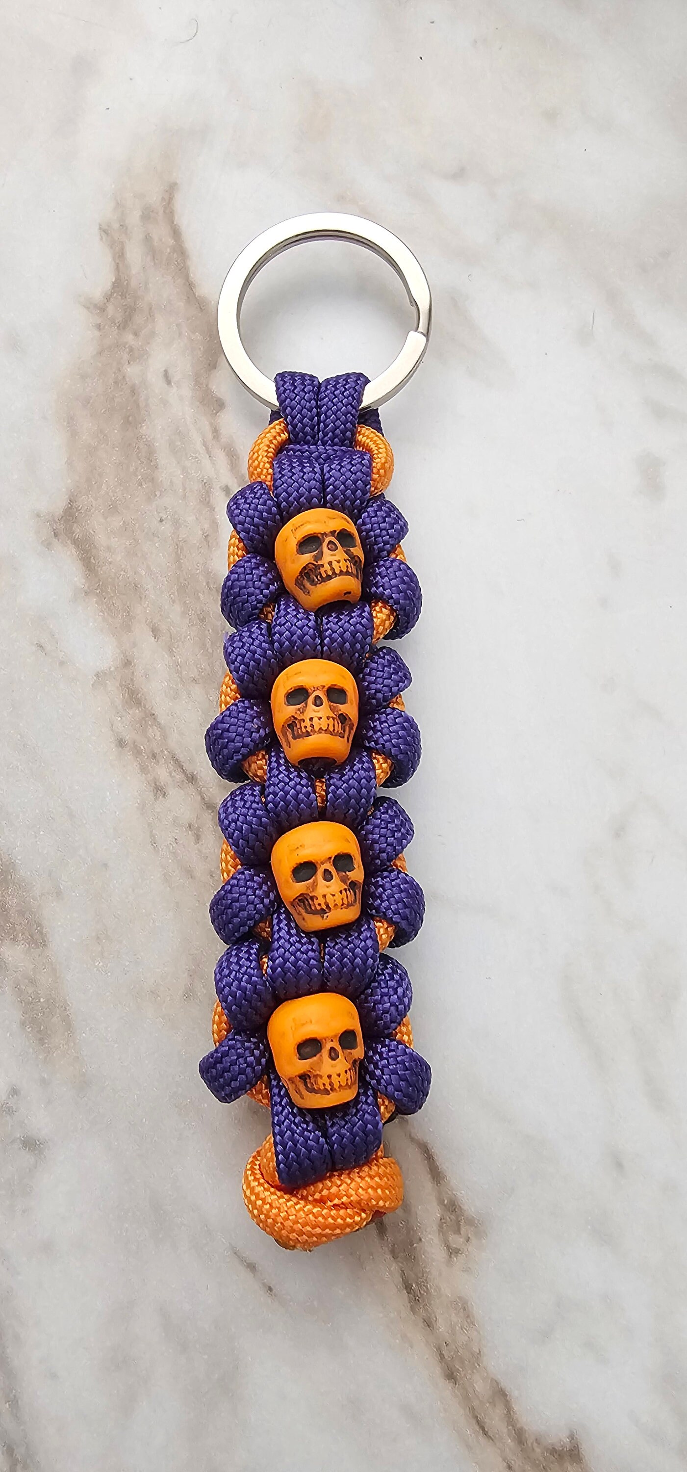 Handmade Paracord Skull Daisy Keychain - Etsy