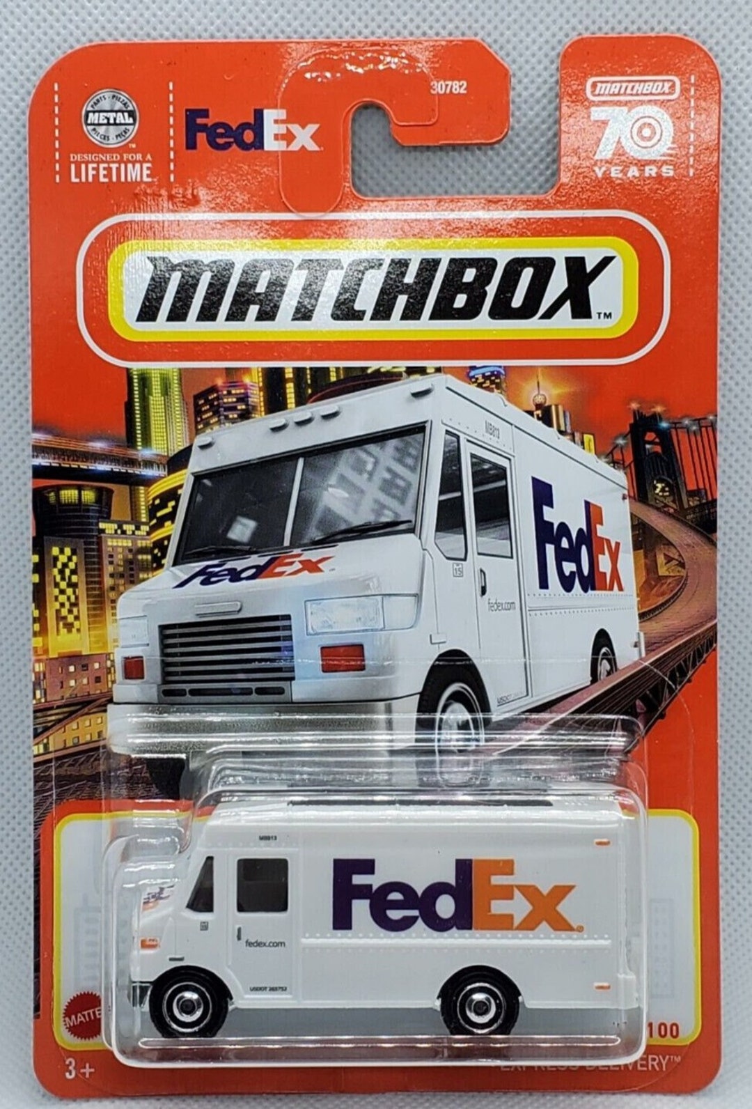 Fedex Ground Diecast Metal Step Van Delivery Replica Truck FedEx