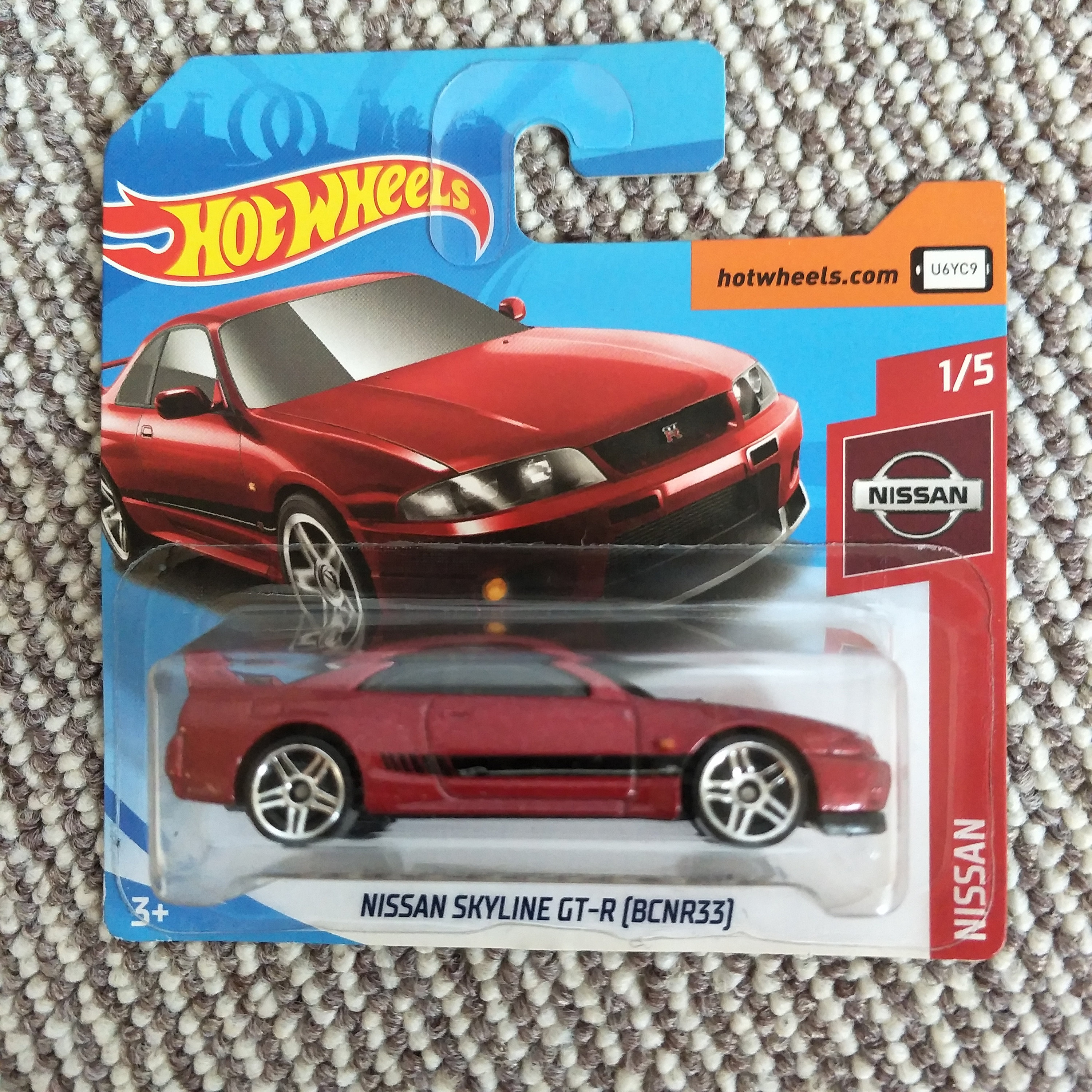 Hot Wheels Nissan Skyline GT-R (BCNR 33) Red Birthday Gift Hot Wheels Nissan Skyline GT-R (BCNR 33) Red Birthday Gift