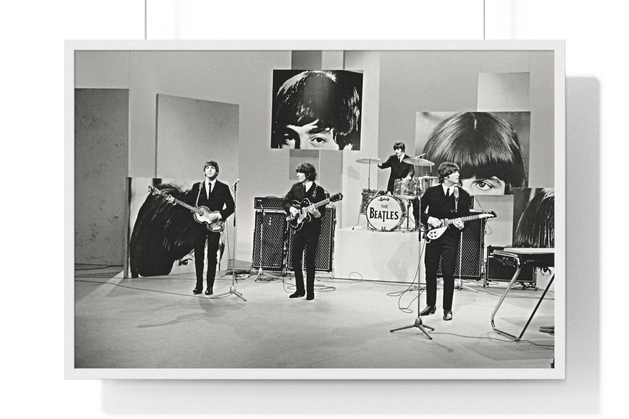 Beatles on Stage, Paul Mccartney, George Harrison, Ringo Starr, John ...