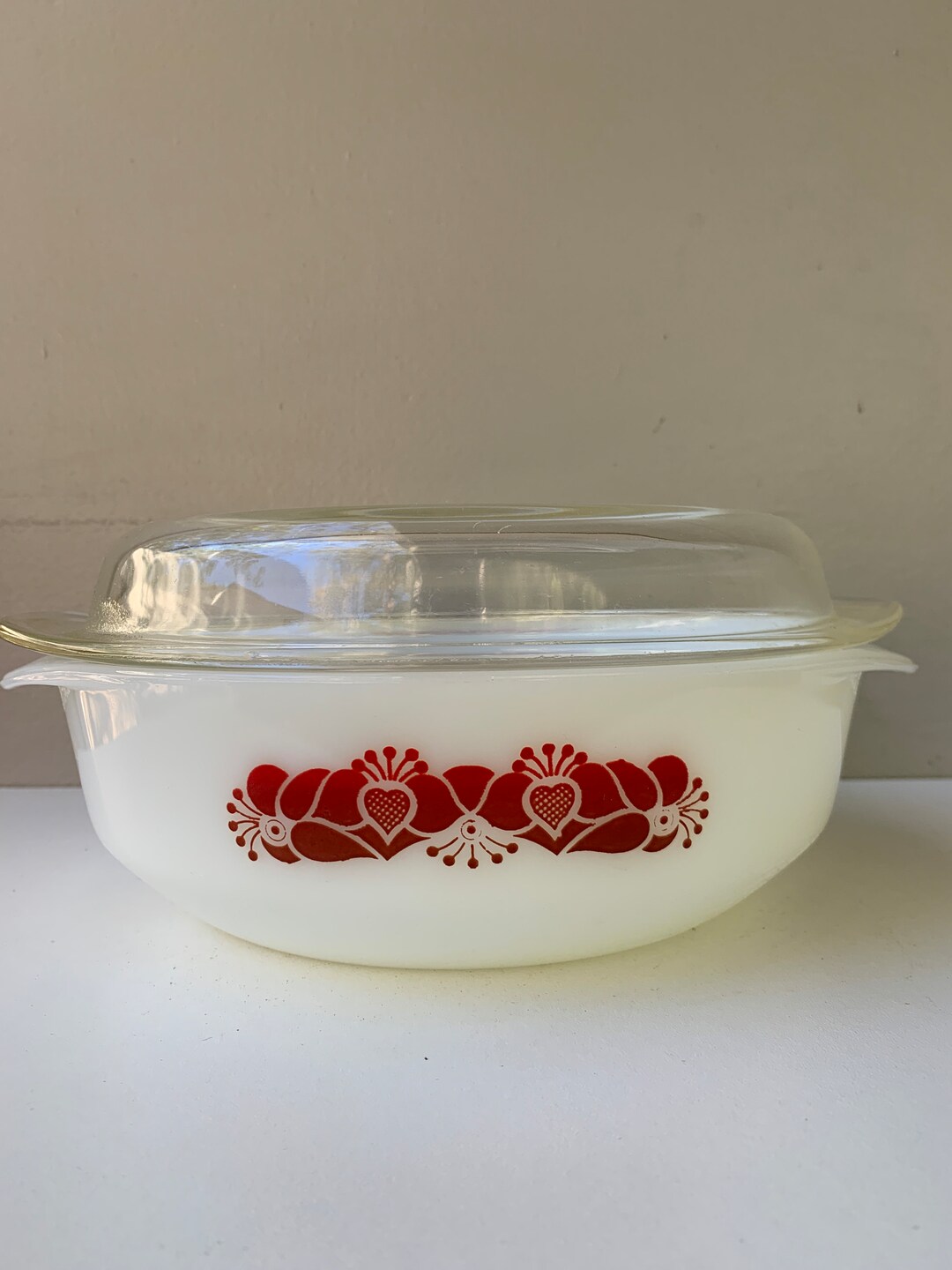 Agee Pyrex Red Folk Art Round Casserole - Etsy