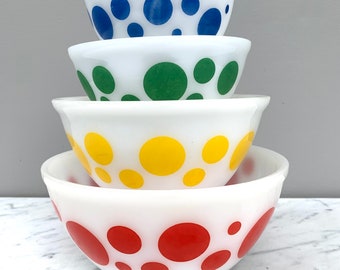 Pyrex Green Dot Bowl - Etsy