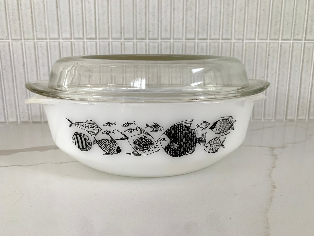 RARE Agee Crown Pyrex Marine Round Casserole - Etsy
