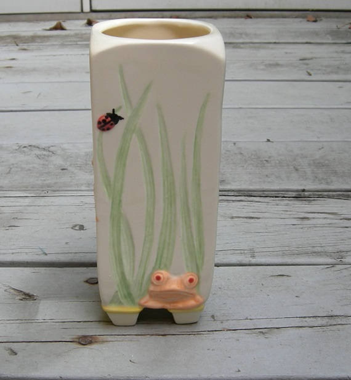 Custom Spring Frog Vase Ceramic 3-D Carved Vase Summer Vase | Etsy