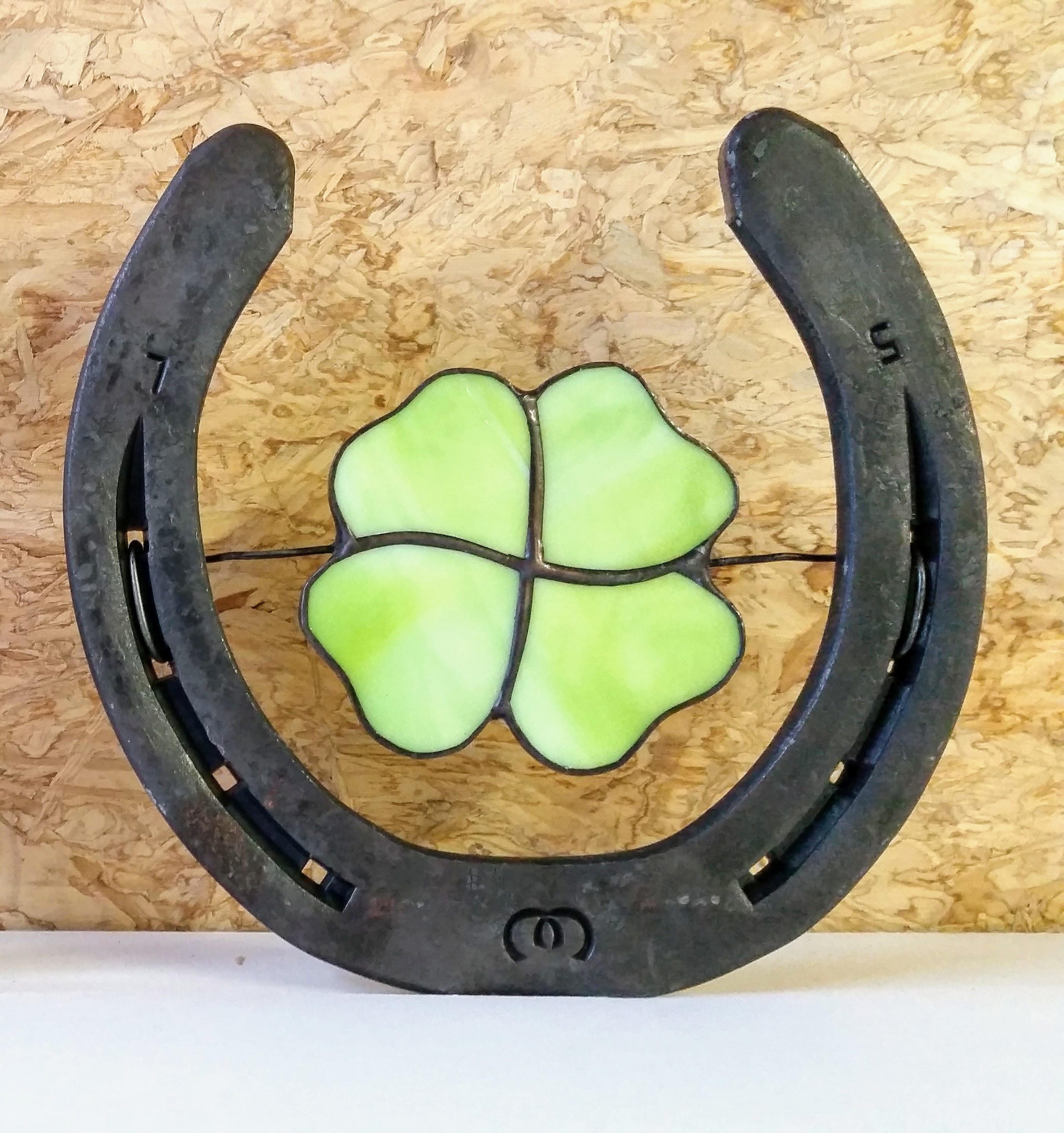 Gebruikt hoefijzer met miniatuur paardje voor geluk - Etsy Nederland