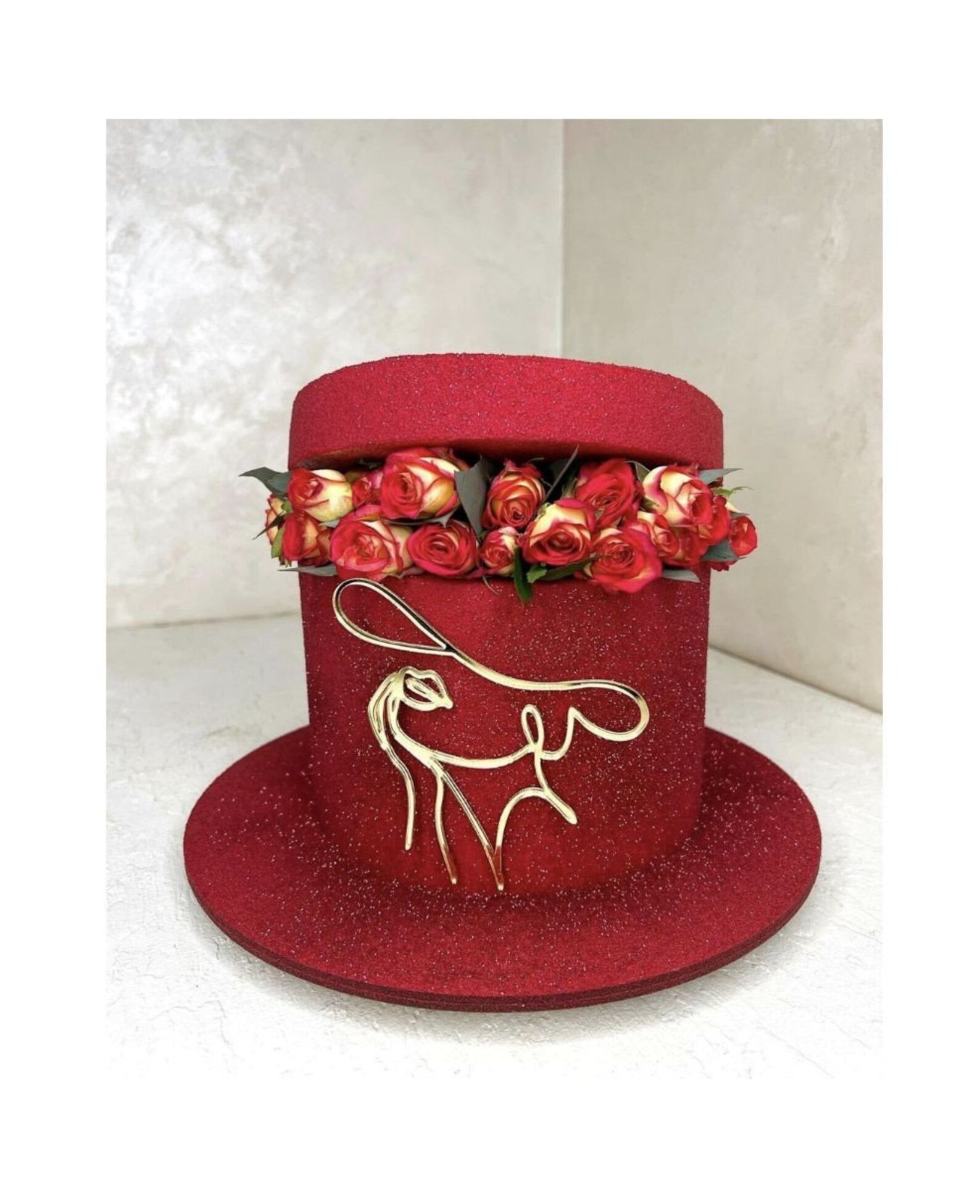 Topper Silhouette of a Girl in a Hat. Woman Silhouette Line - Etsy