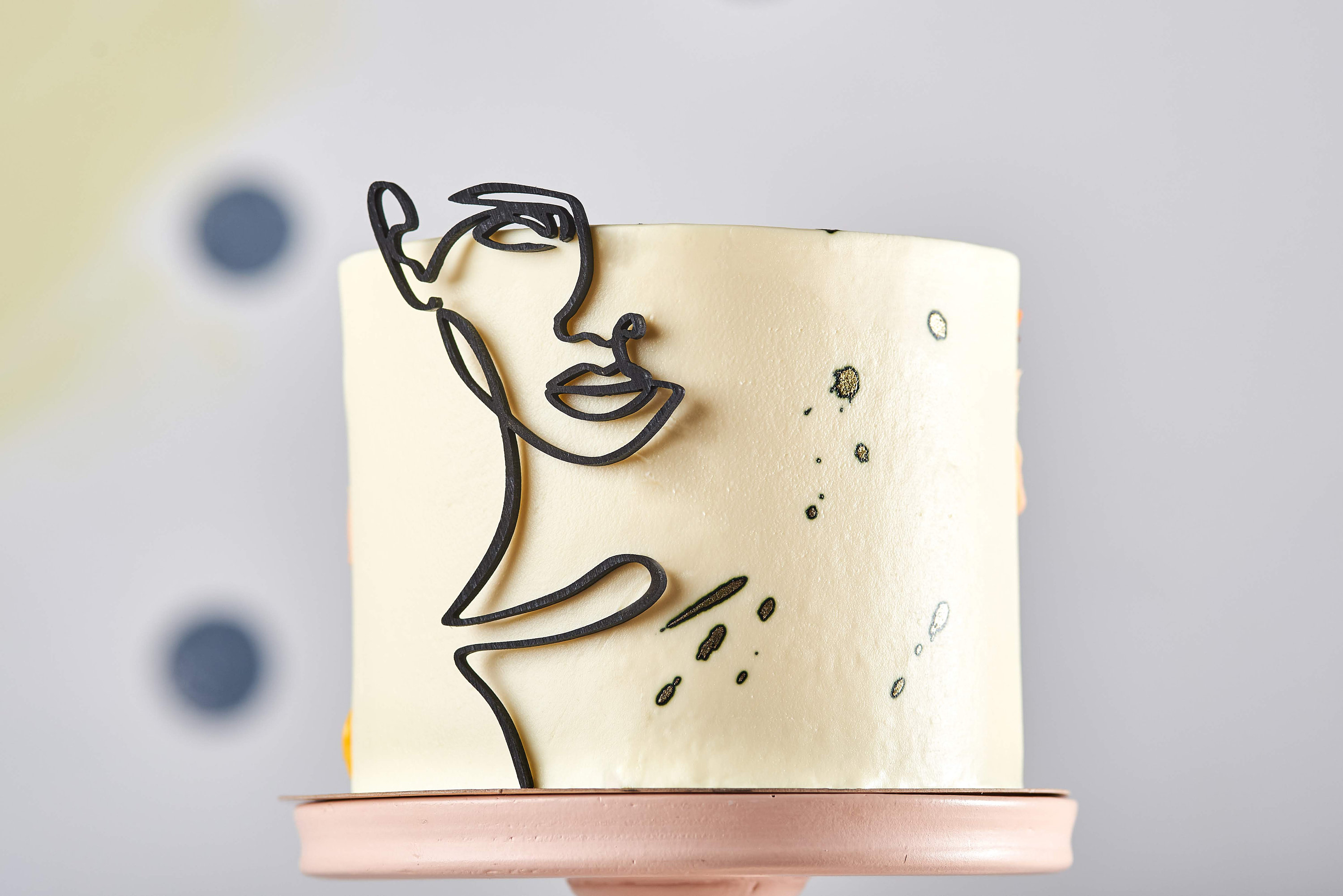 Birthday Girl Cake Topper Silueta de mujer sentada con - Etsy México