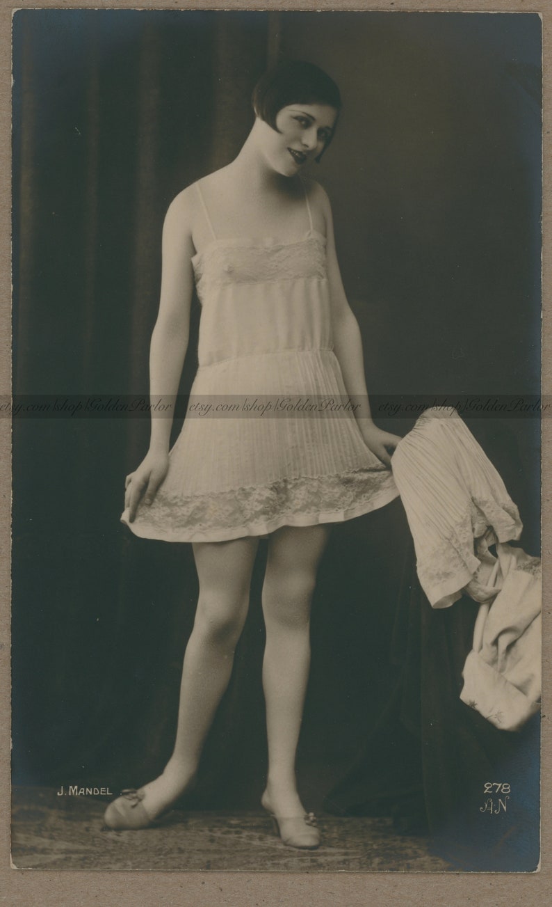 Montparnasse Dame | 1920's Risqué French Postcard | Long Legs | Silk ...