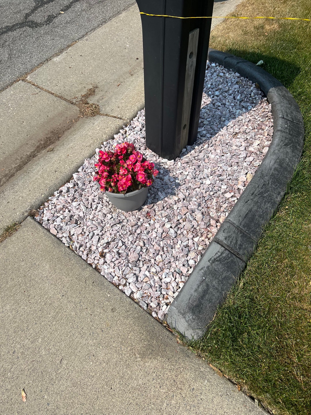 Enchanting Light Pink & White Marble Stones Color-changing Landscaping ...