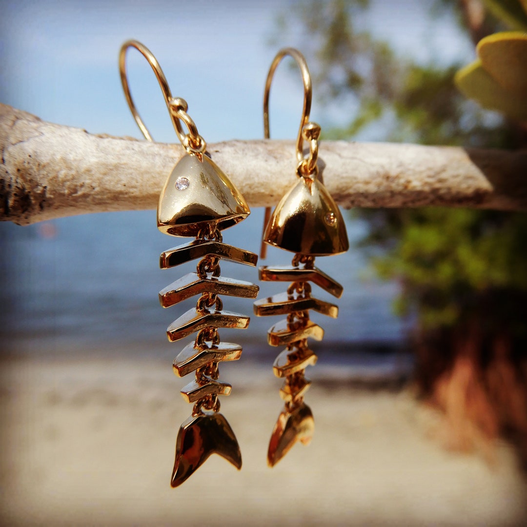 Fun Glossy Gold Plated Fishbone Cubic Zirconia 14kt Gold Filled Hook ...