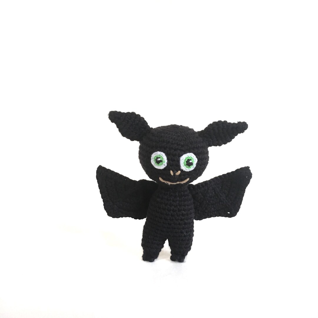 Crochet Amigurumi Vampire Bat Toy, Plush Toy for Nursery Decor - Etsy