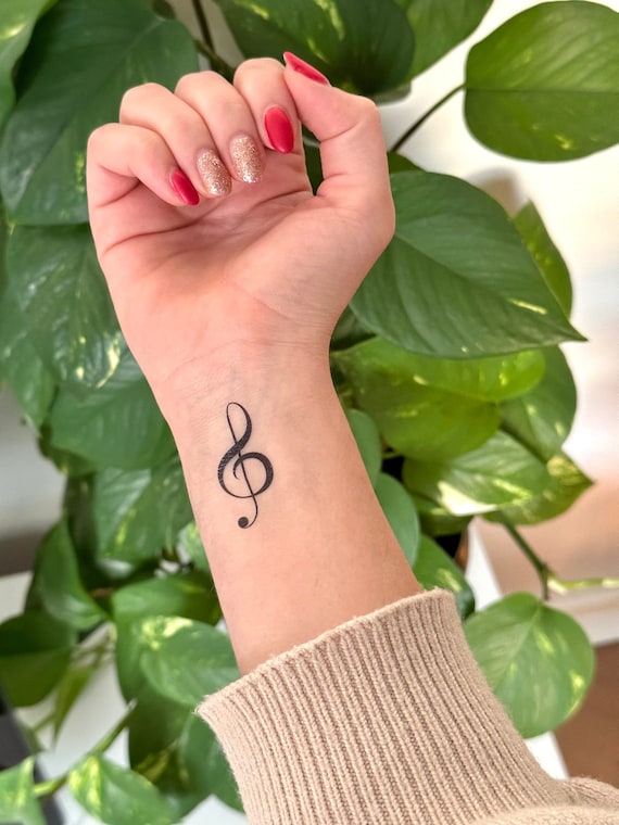 Treble Clef Tattoos Treble Clef Tattoo Stockfoto En Meer Beelden Van