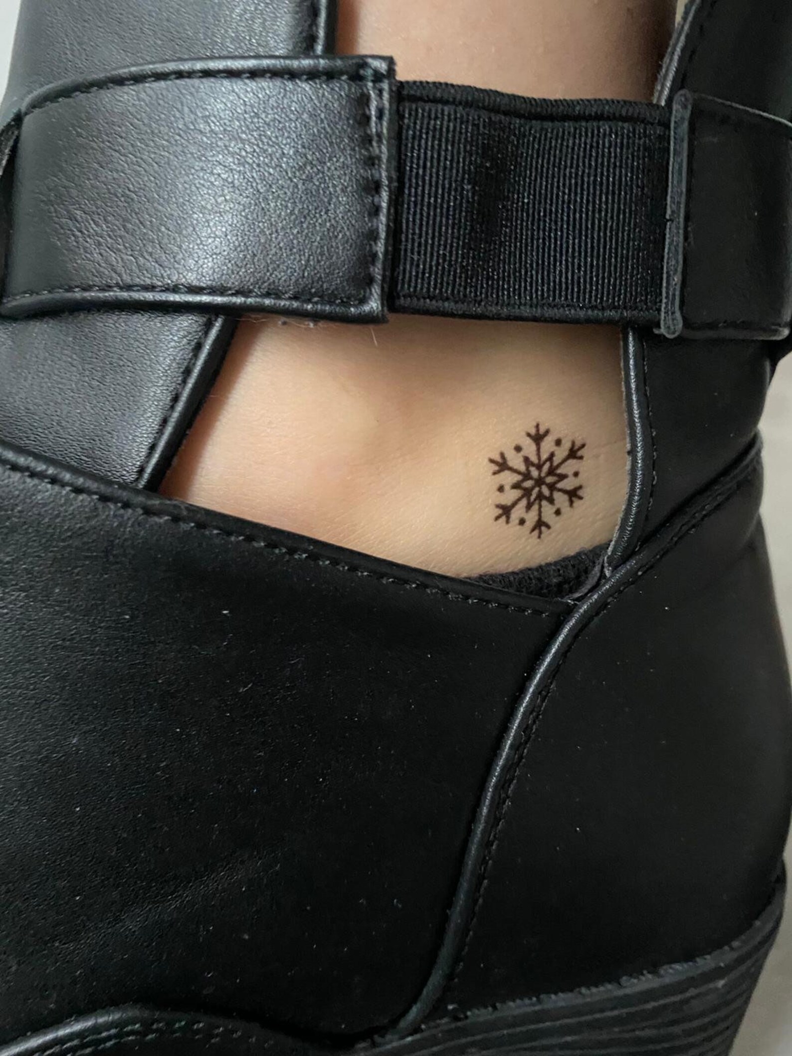 Snowflake set of 2 Temporary Tattoo | Etsy