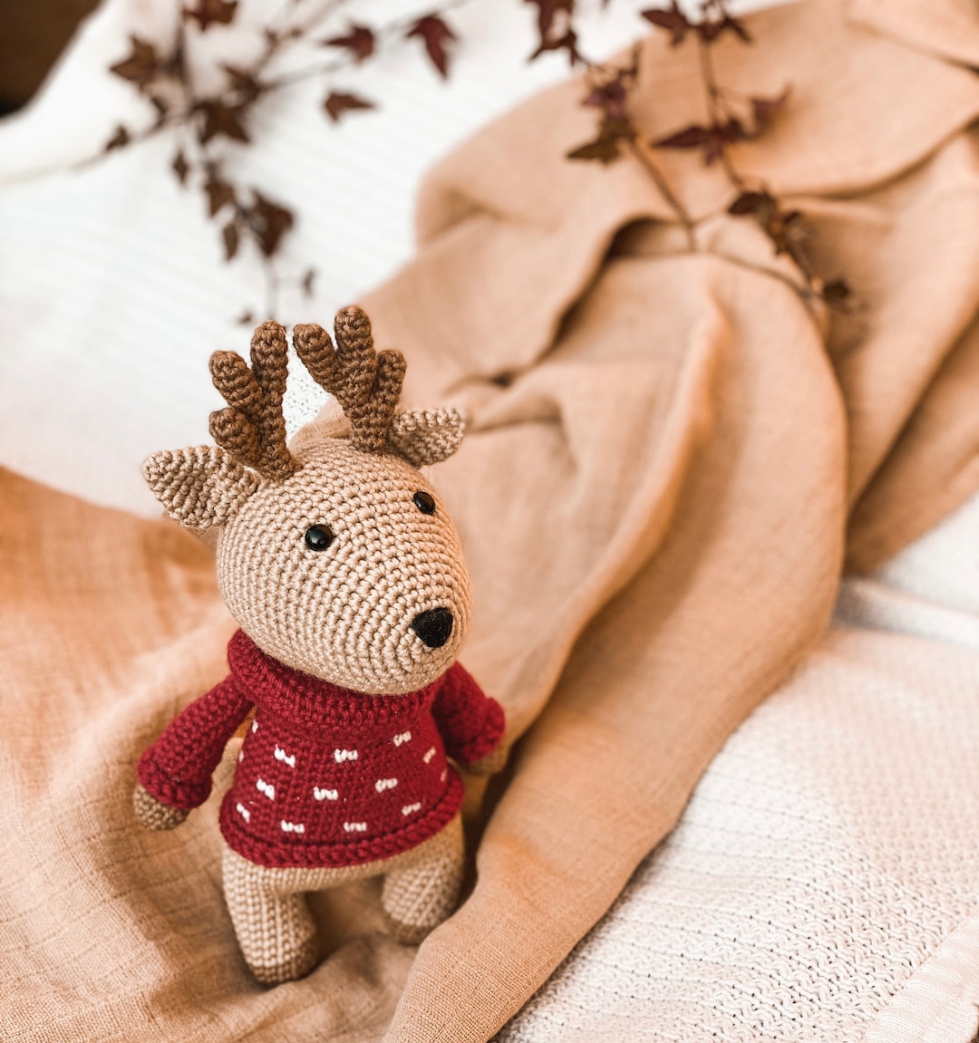 PATTERN - Chestnut the Reindeer - Amigurumi Pattern, Crochet Pattern ...