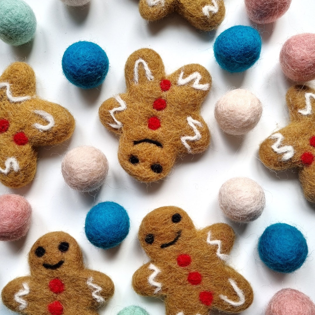 Christmas Decor- Custom Gingerbread Man Pom Pom Garland - Felt Ball ...