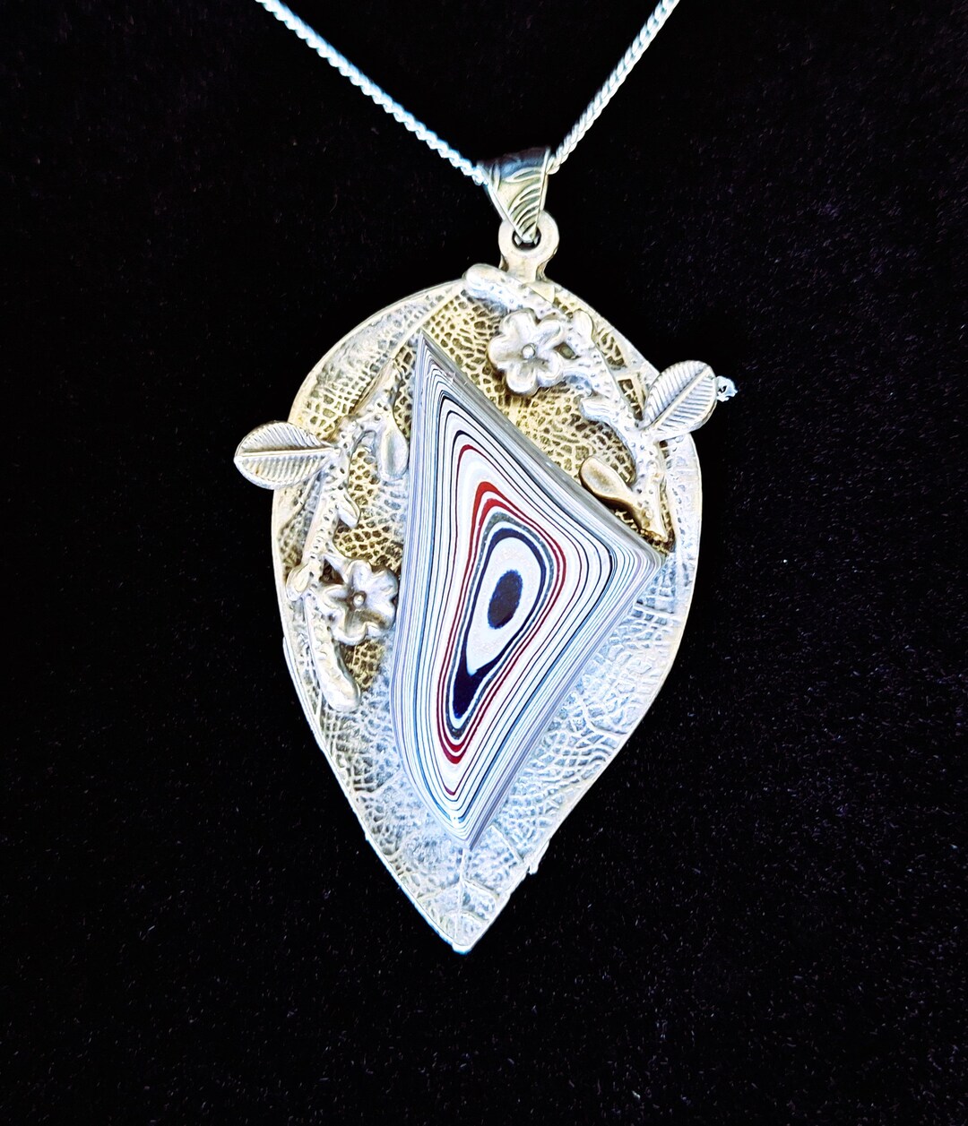 20" Fordite Detroit Agate Necklace on Custom Made Silver Plated Setting ...