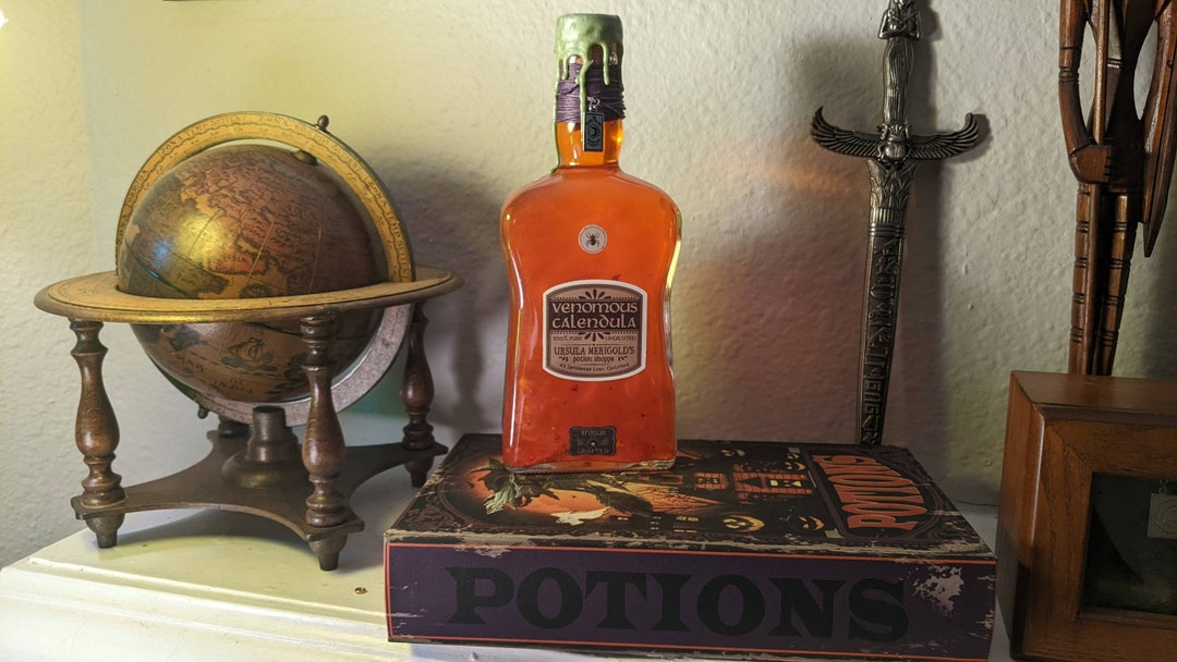 Venomous Calendula Potion Set - Etsy