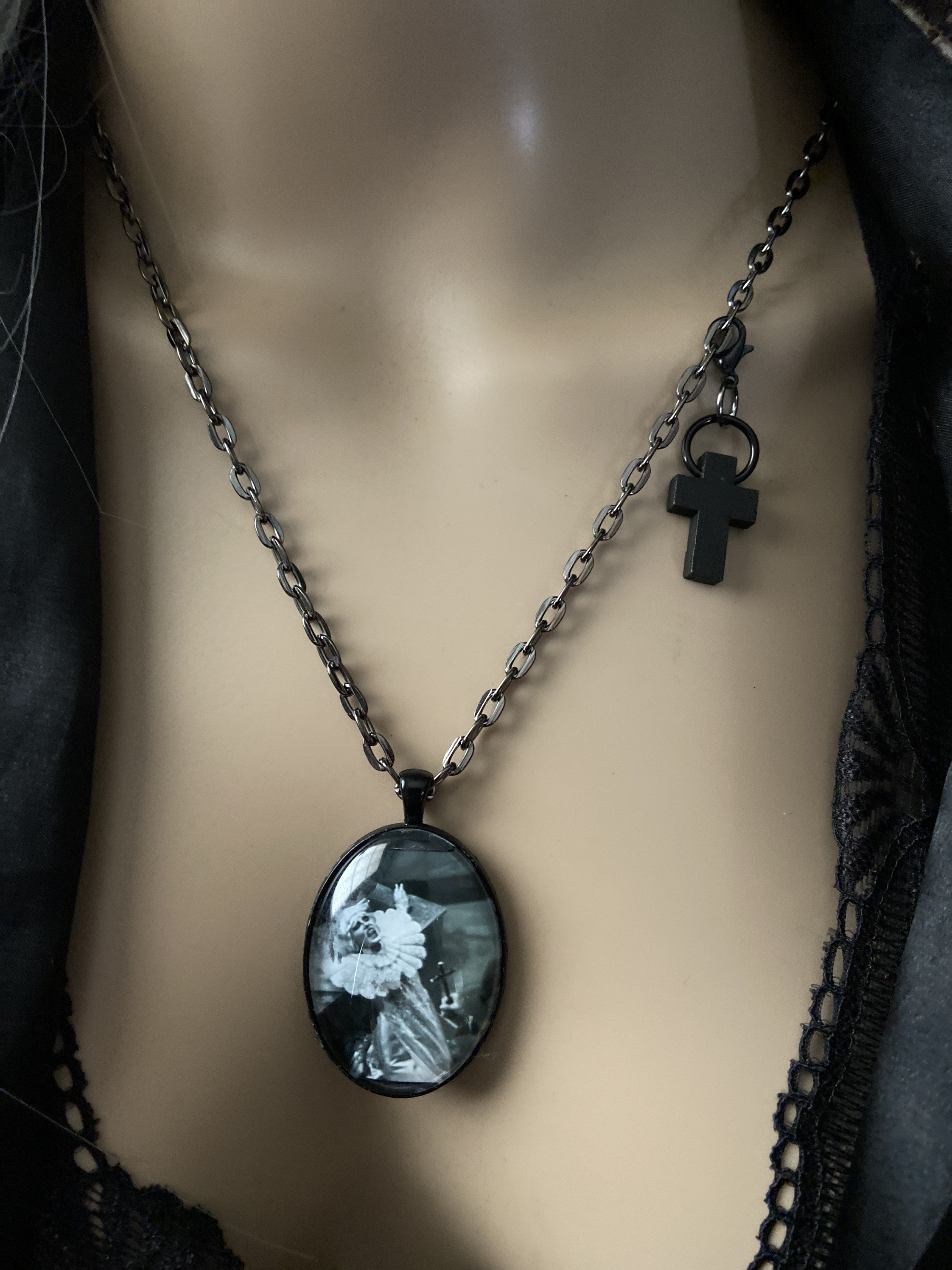 Dracula’s Lucy Necklace - Etsy
