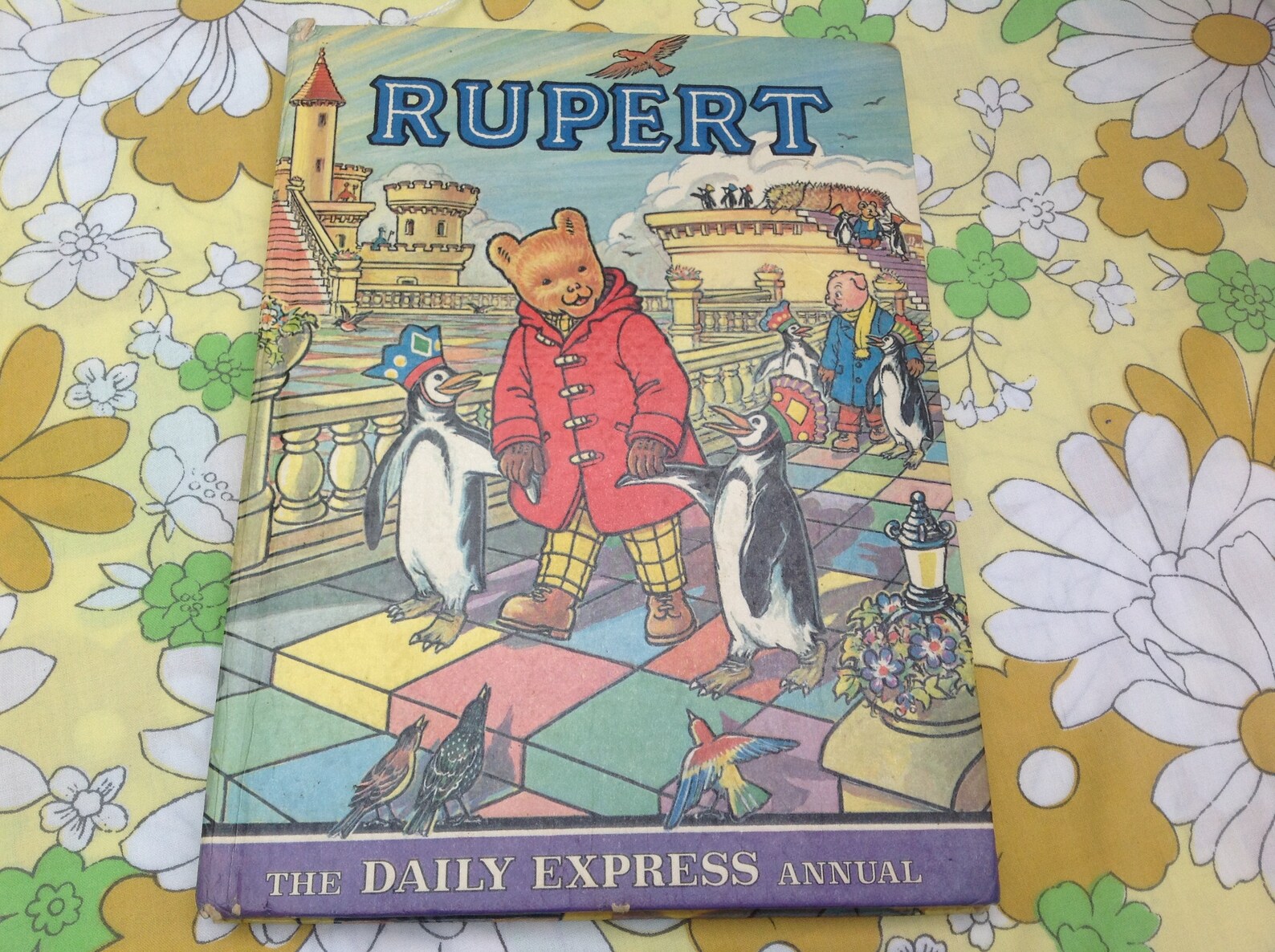 1977 Rupert Annual. Great Condition. - Etsy