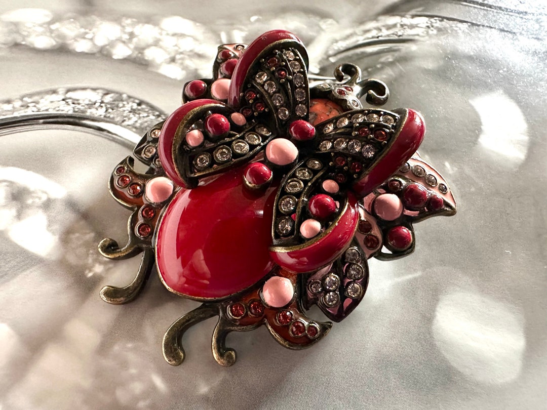 JOAN RIVERS Fantasy June Bug Brooch, Rare & Hard to Find, Insect Pin ...