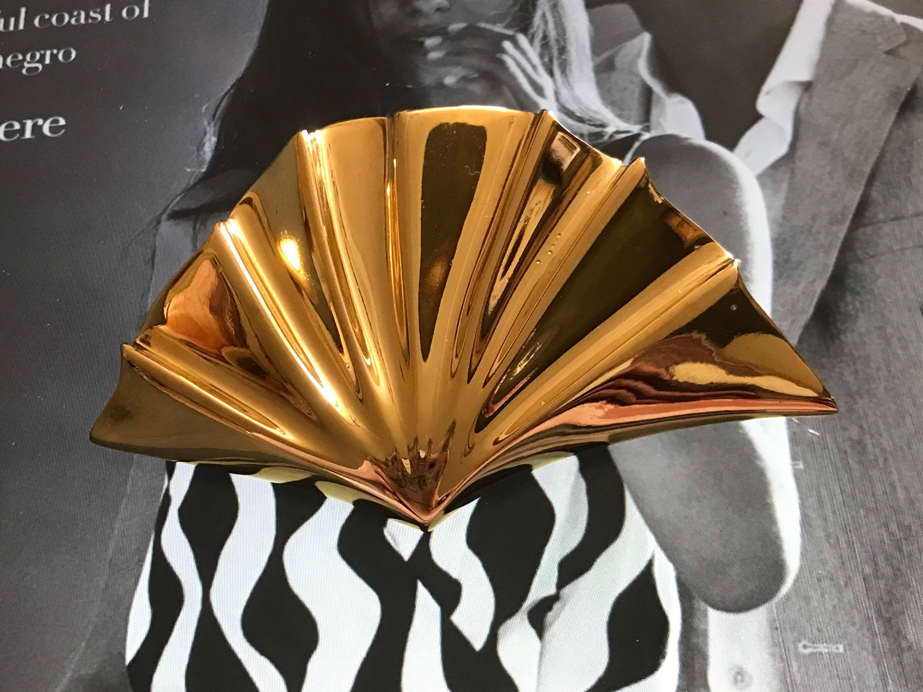 MONET Large Gold Metal Fan Brooch Figural Pin 1980s Vintage - Etsy