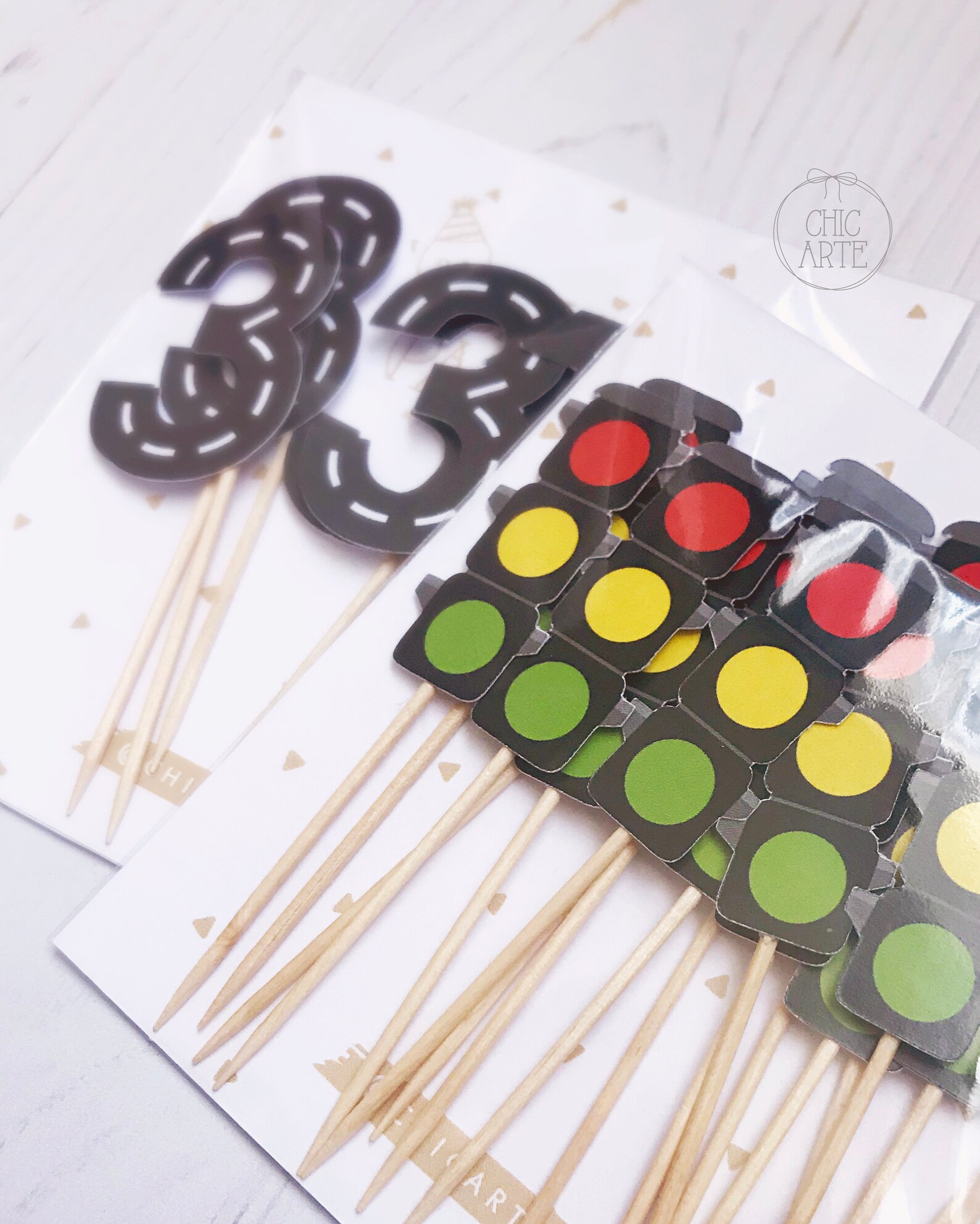Traffic Lights Birthday Party, Traffic Cars Toppers, Traffic Cupcake ...